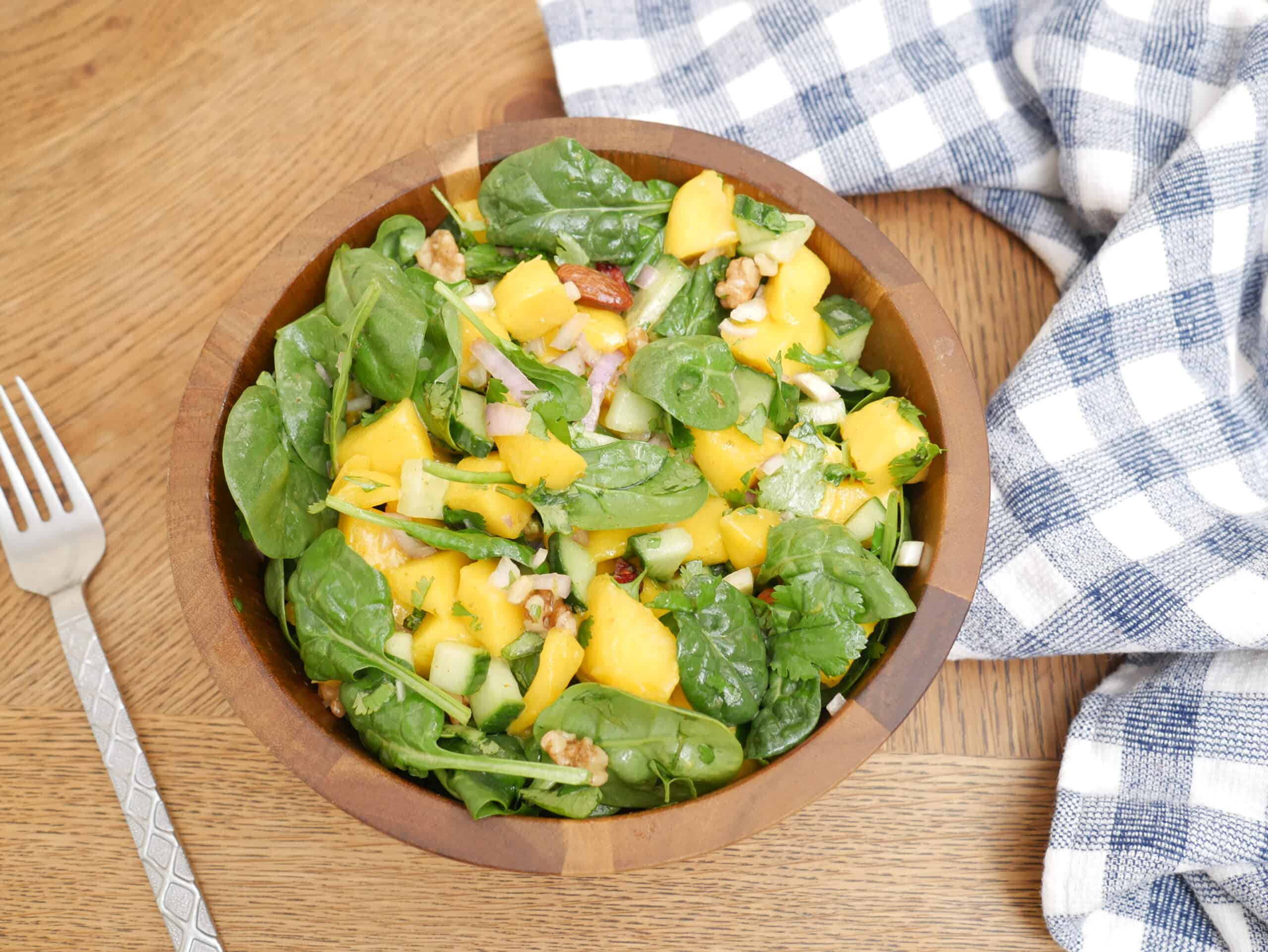 Spicy Mango Spinach Salad – Organixx