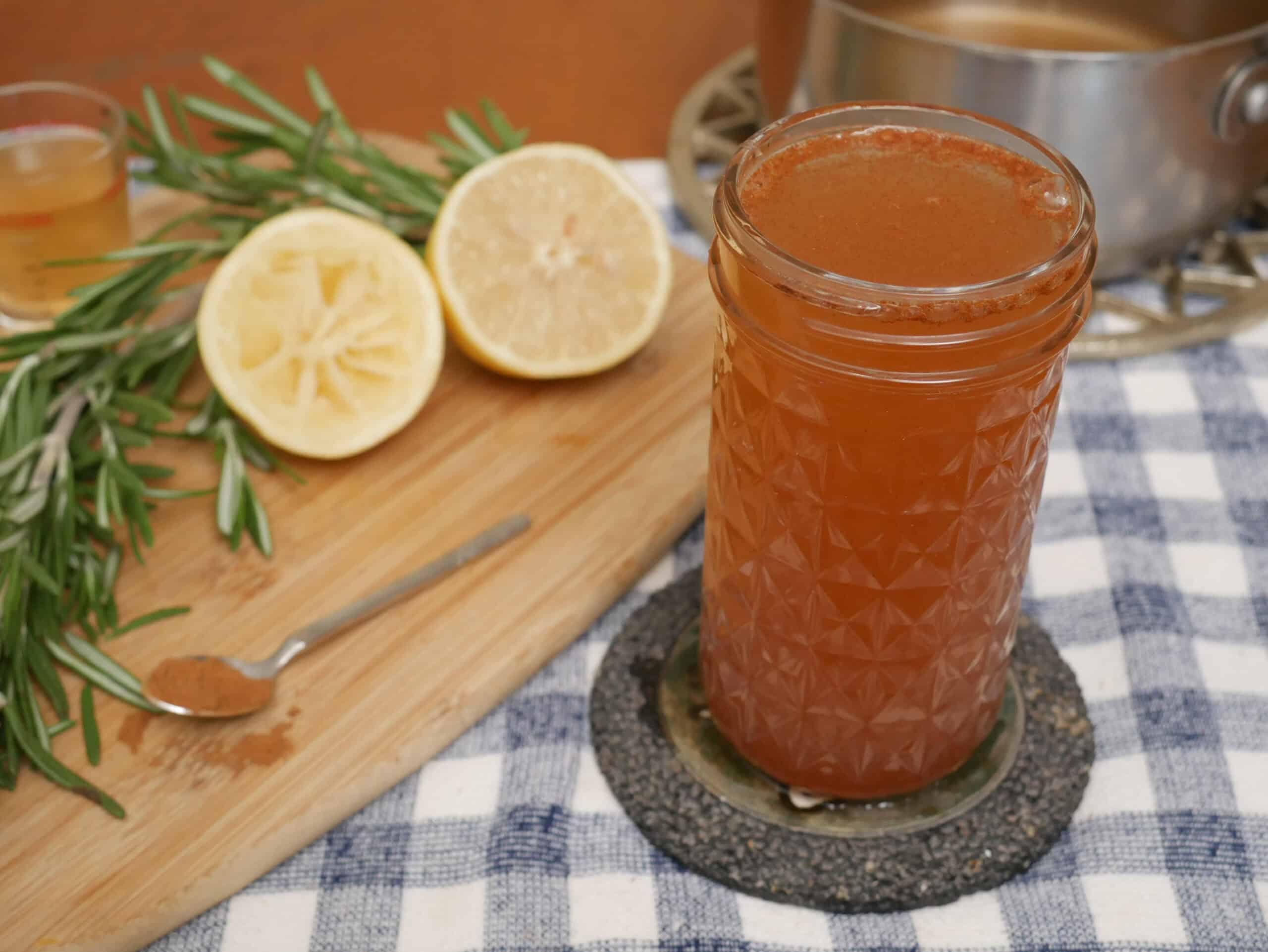 Detoxifying Apple Cider Vinegar Drink – Organixx
