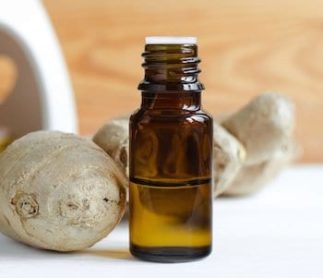 16 Uses & Benefits for Ginger Essential Oil (+ Application Tips) – Organixx